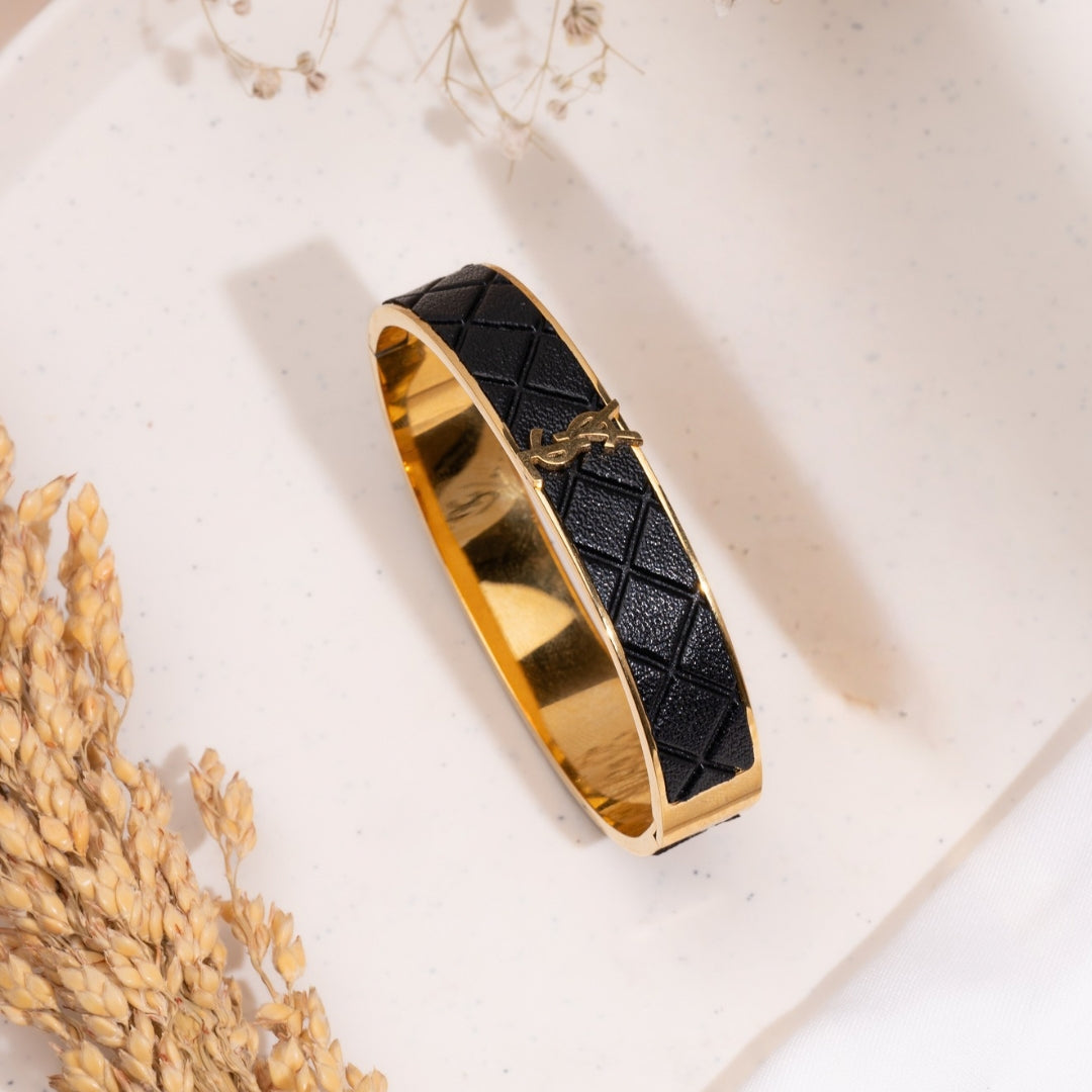 Prato Gold Bangle – Colorful World Of Gems